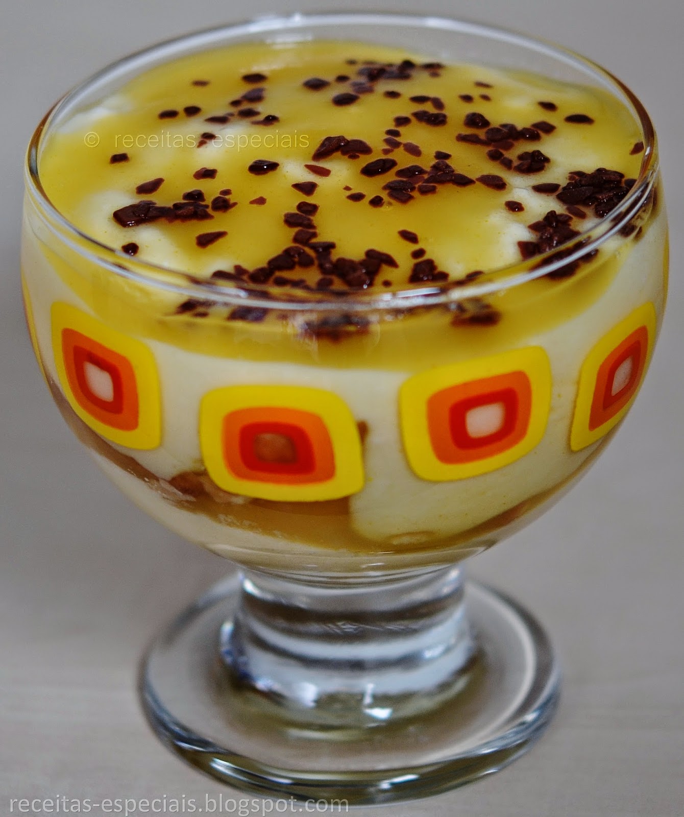 Pavê mousse de maracujá | Receita rápida e simples de fazer