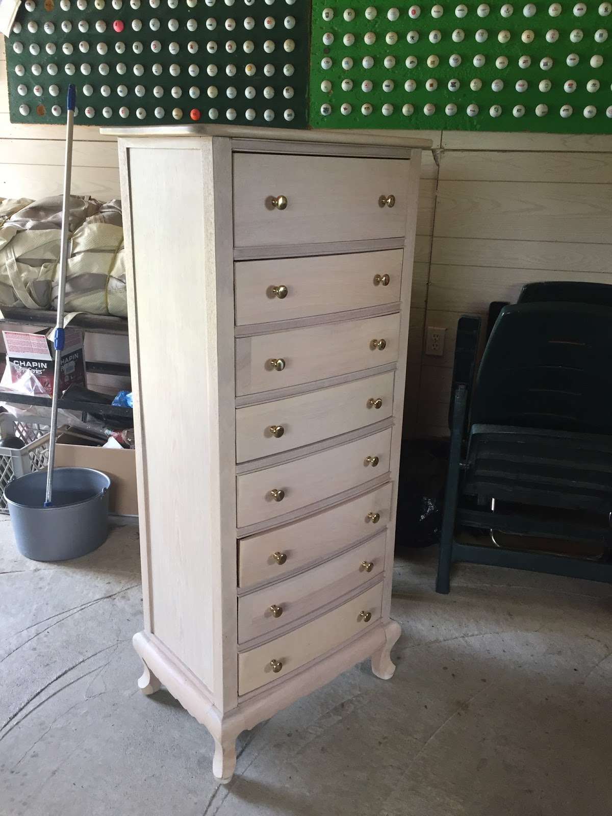 Holly's Homestead : Updating A Chest Of Drawers