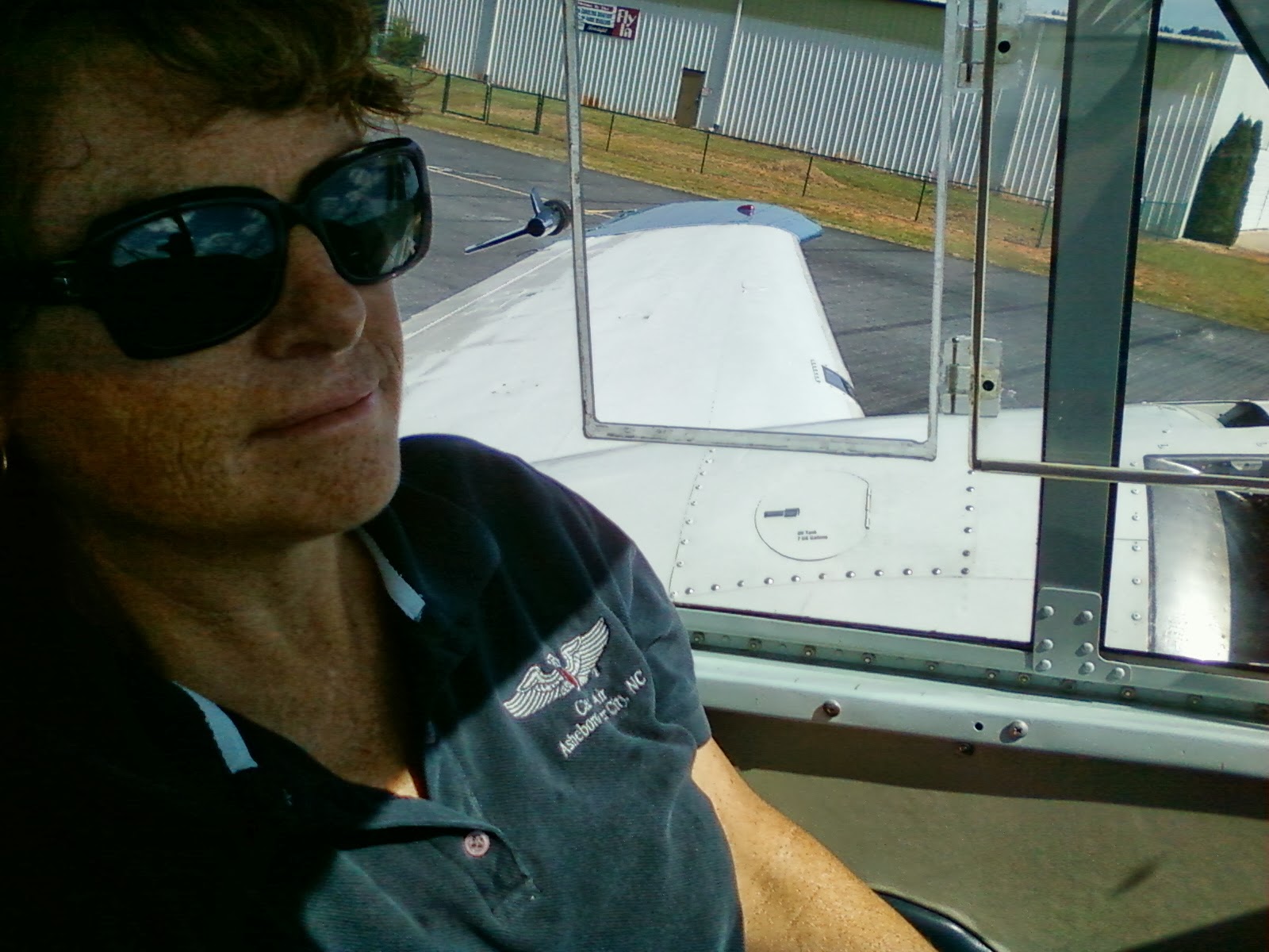 World of Karen: Beech 18 - lovely ole bird!