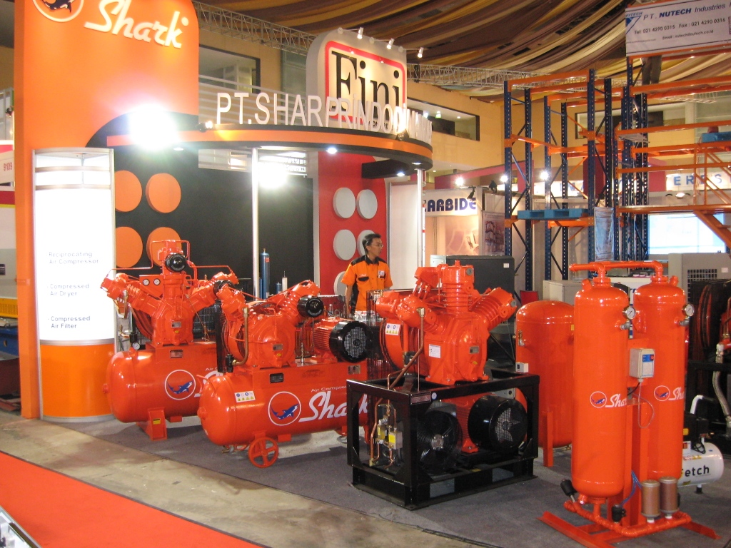 kompresor industri SHARK: Air Compressor Shark