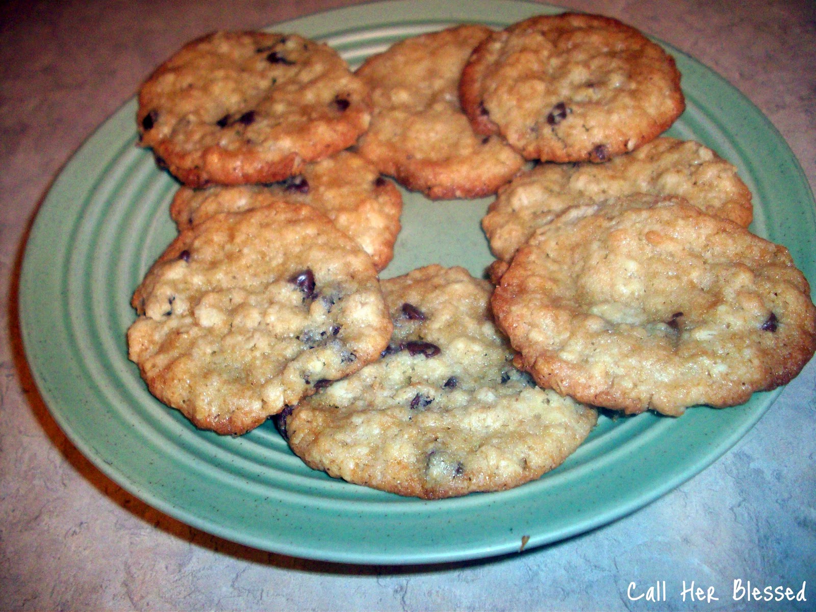 If The Creek Don't Rise: Country Oatmeal Chocolate Chip Cookies
