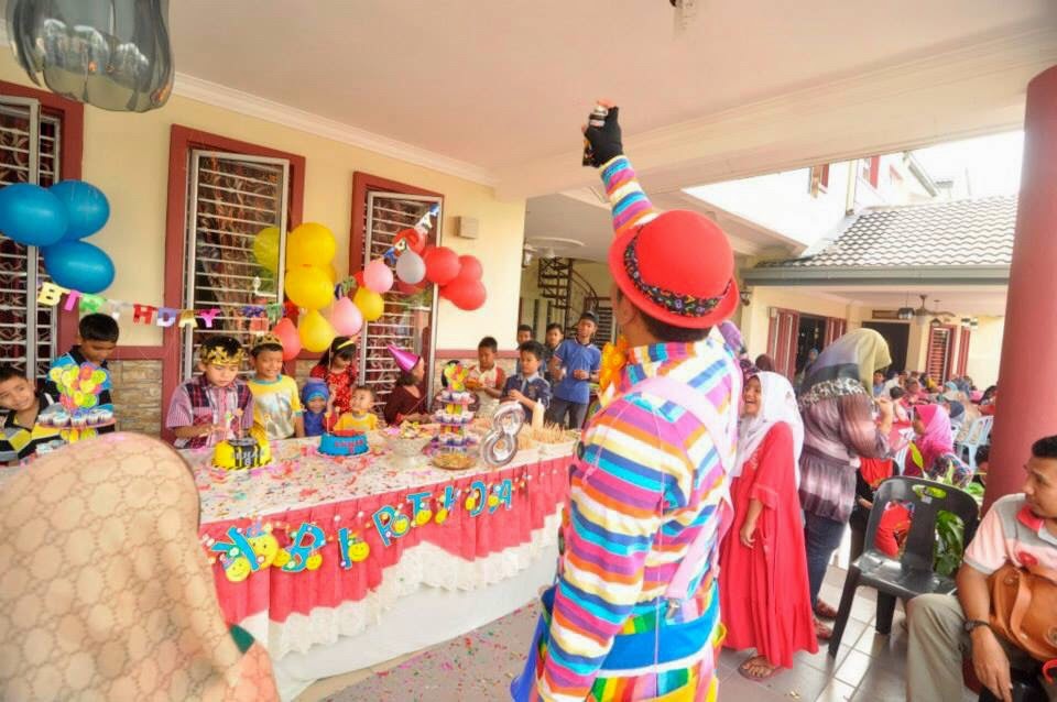 Belon Perasmian : Gimmick launching