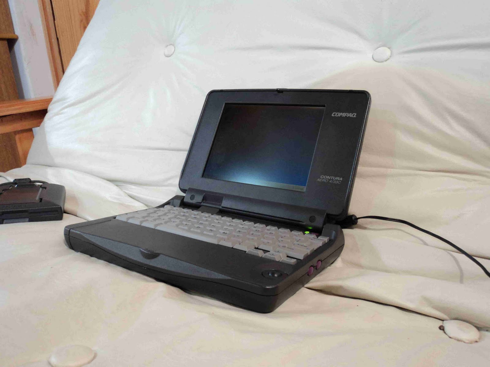 RetroNotebookArgentina: Compaq Contura Aero 4/33 C