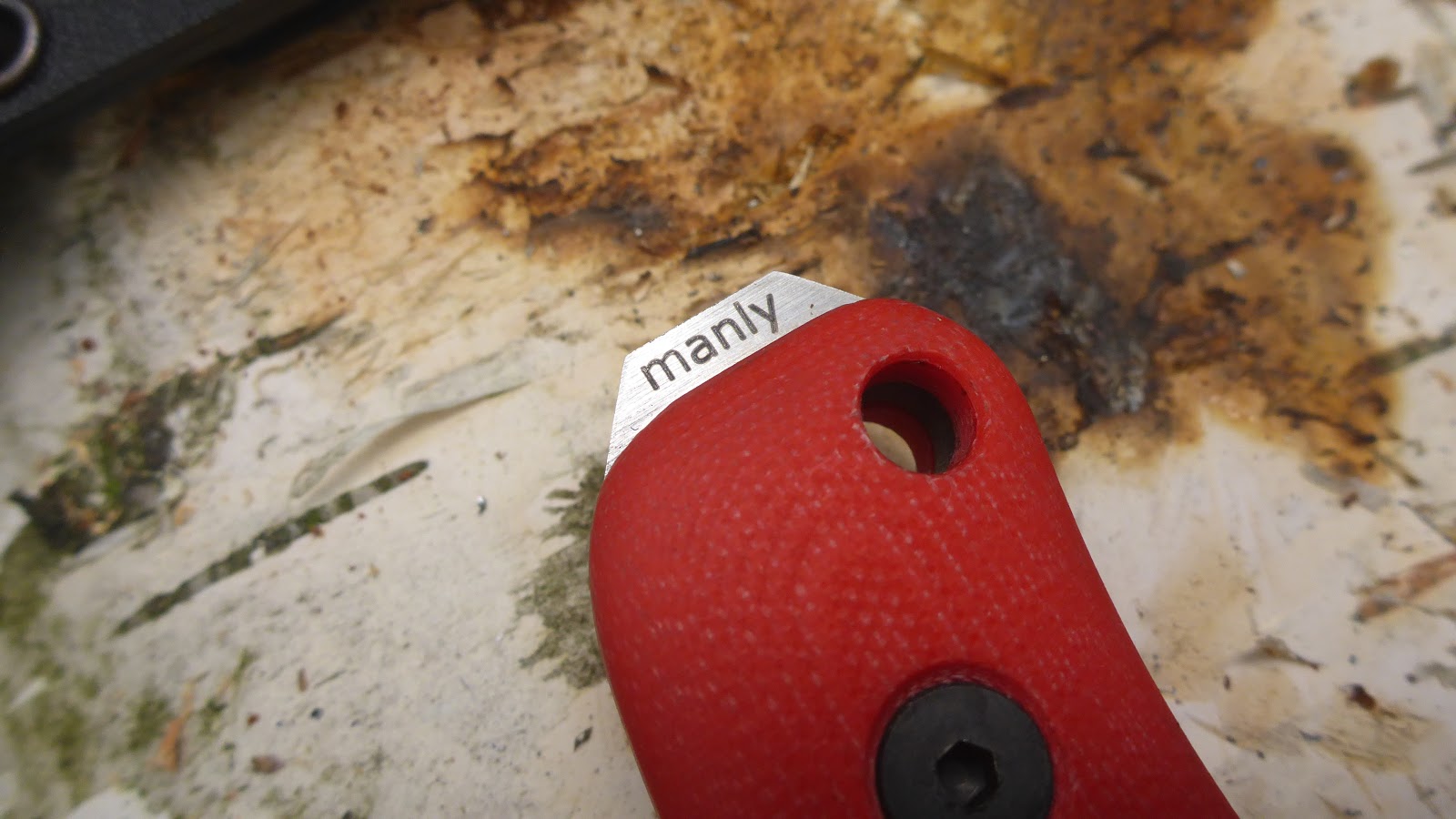 Hardcore Knives and tools for Wilderness Camping: MANLY KNIVES WOW!