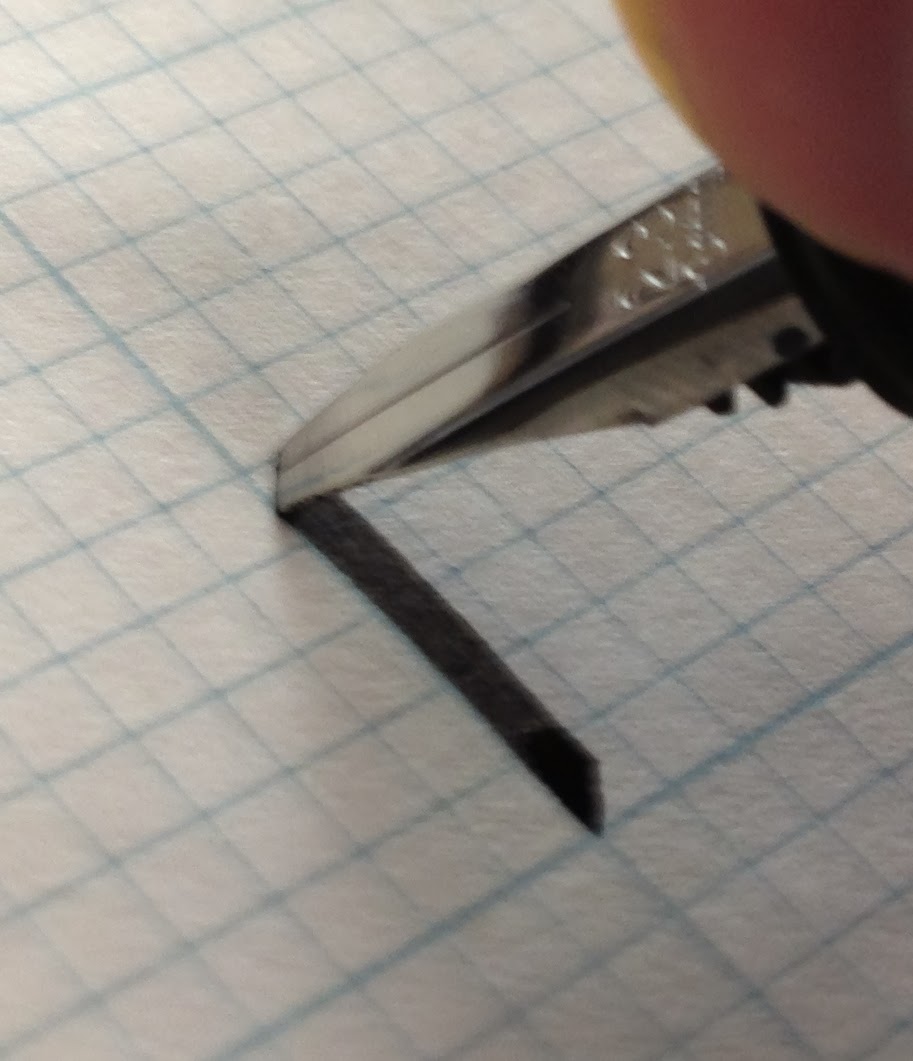 The Pensive Pen: Technique - Gothic Textura Quadrata: An Alternate Ductus