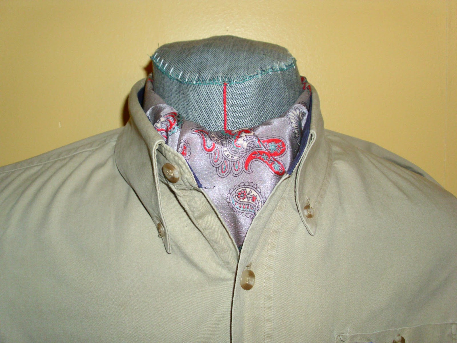 Dress Like A Grownup!: Day Cravattitude.