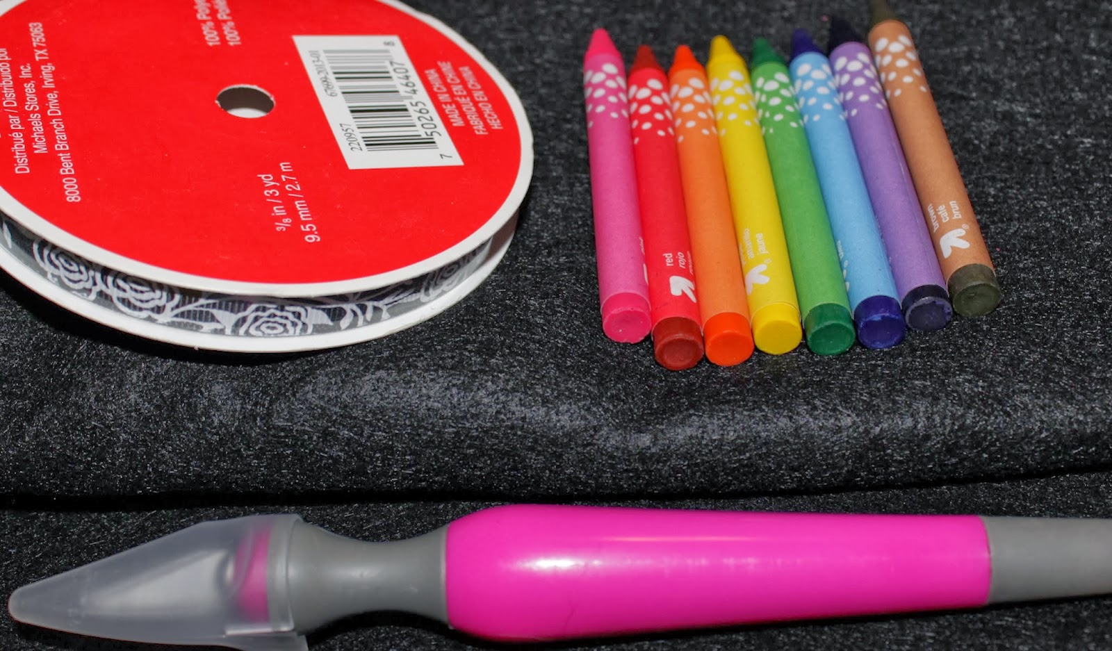 Aira Artistry: Discovering 2014: No-Sew Crayon Wrap