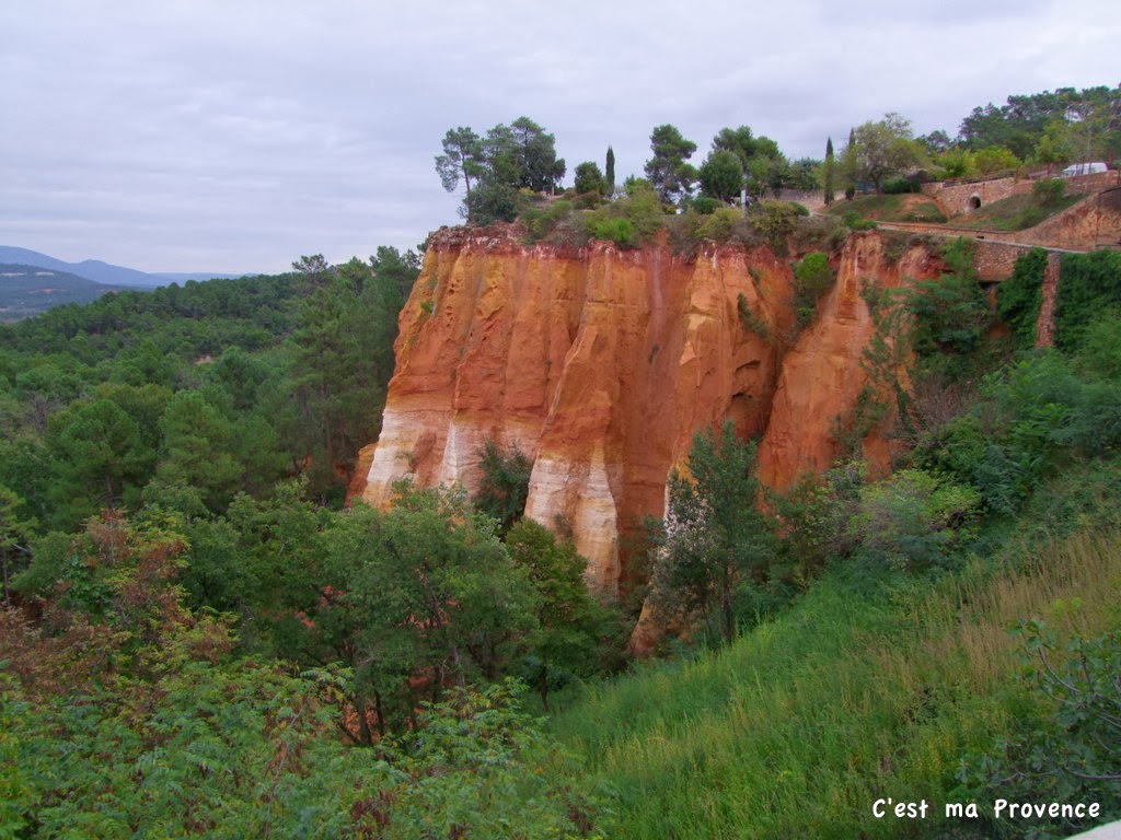 C'est ma Provence: Roussillon, Colorado Provençal
