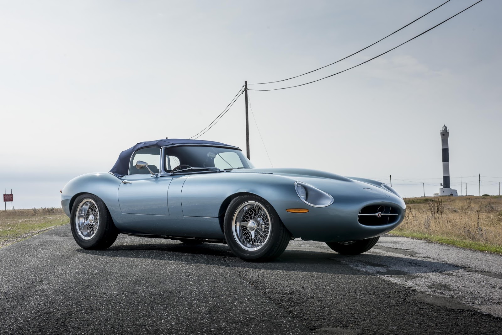 The Motoring World: The most stunning hand built Eagle Jaguar E-Type ...