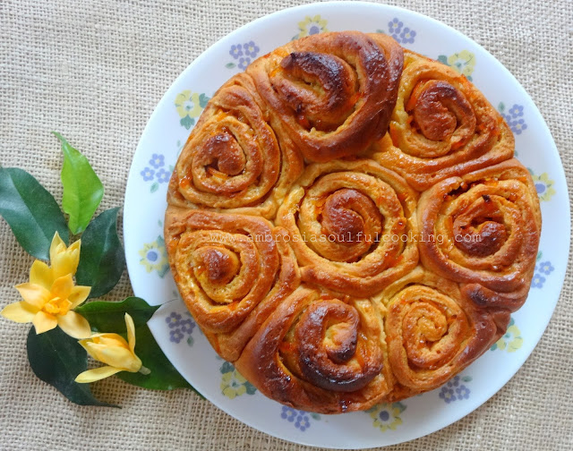 Orange Marmalade Rolls | #BreadBakers | Ambrosia
