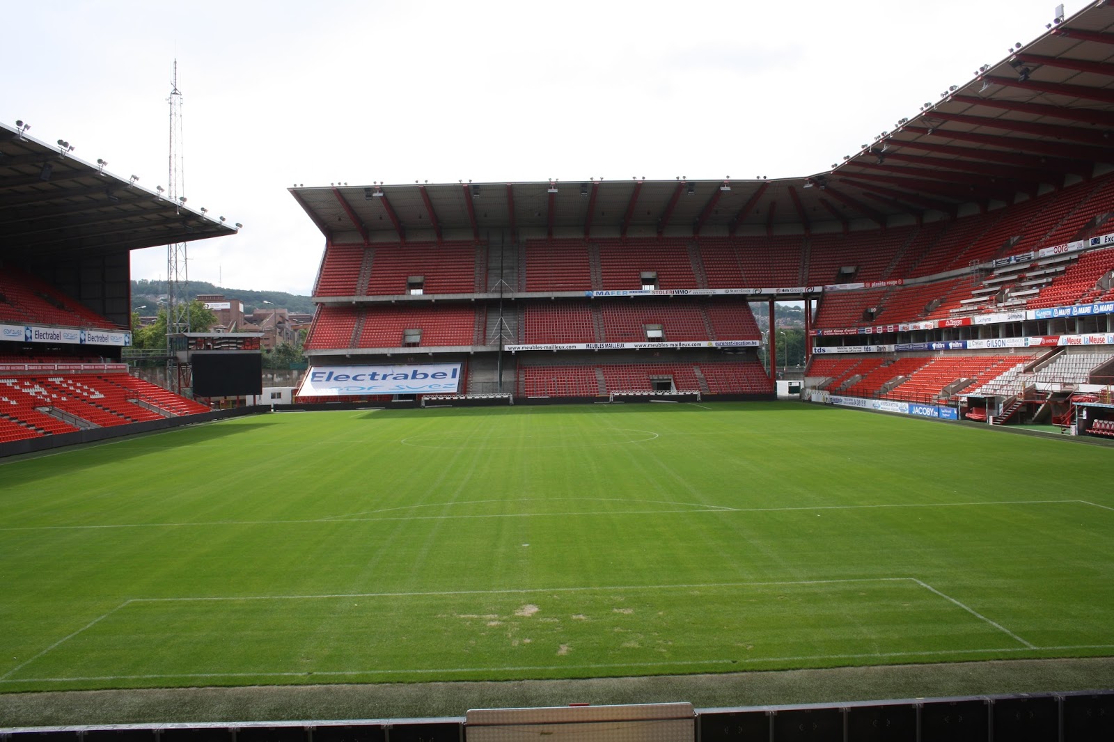 Stadien in aller Welt: Maurice-Dufrasne-Stadion Lüttich Liege Belgien ...