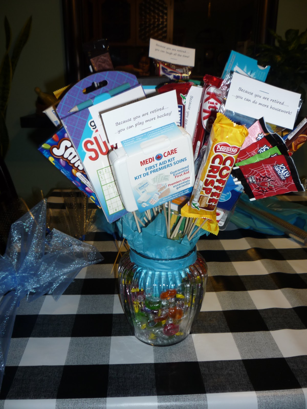 Linda's Lines: DIY Candy Bouquet Themed--Retirement