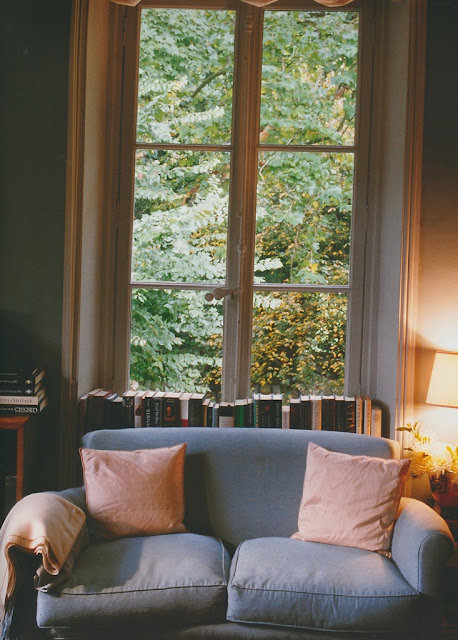 The Peak of Chic®: The Bright Young Diana Mitford Guinness Mosley