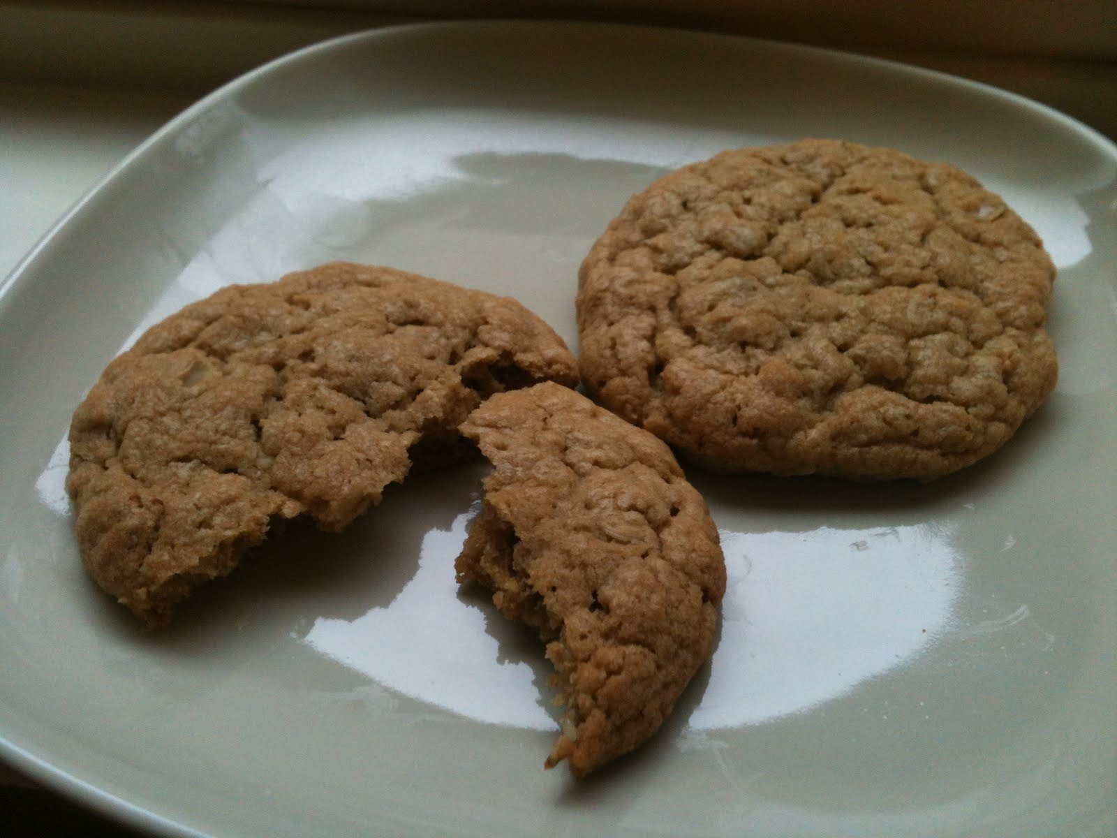 Bad Ass Baker: Peanut Butter Oatmeal Cookies