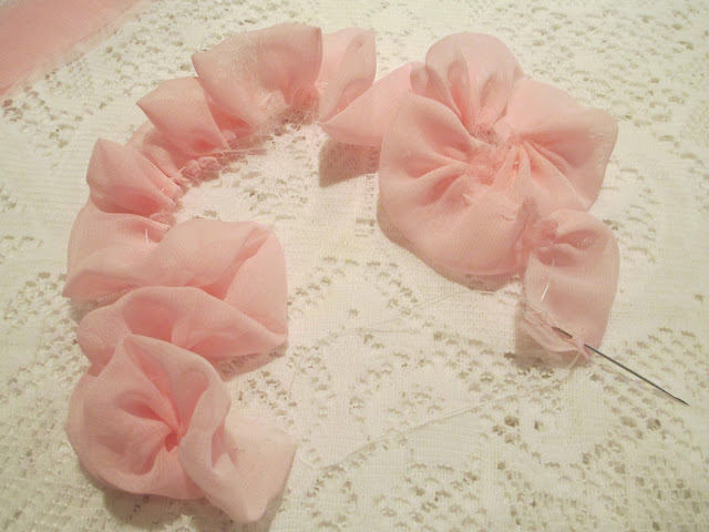 Casual Elegance by Beverly Girolomo : Tutorial ~How to make a Ruffle ...