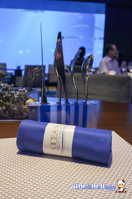 Ocean Restaurant Dining Set