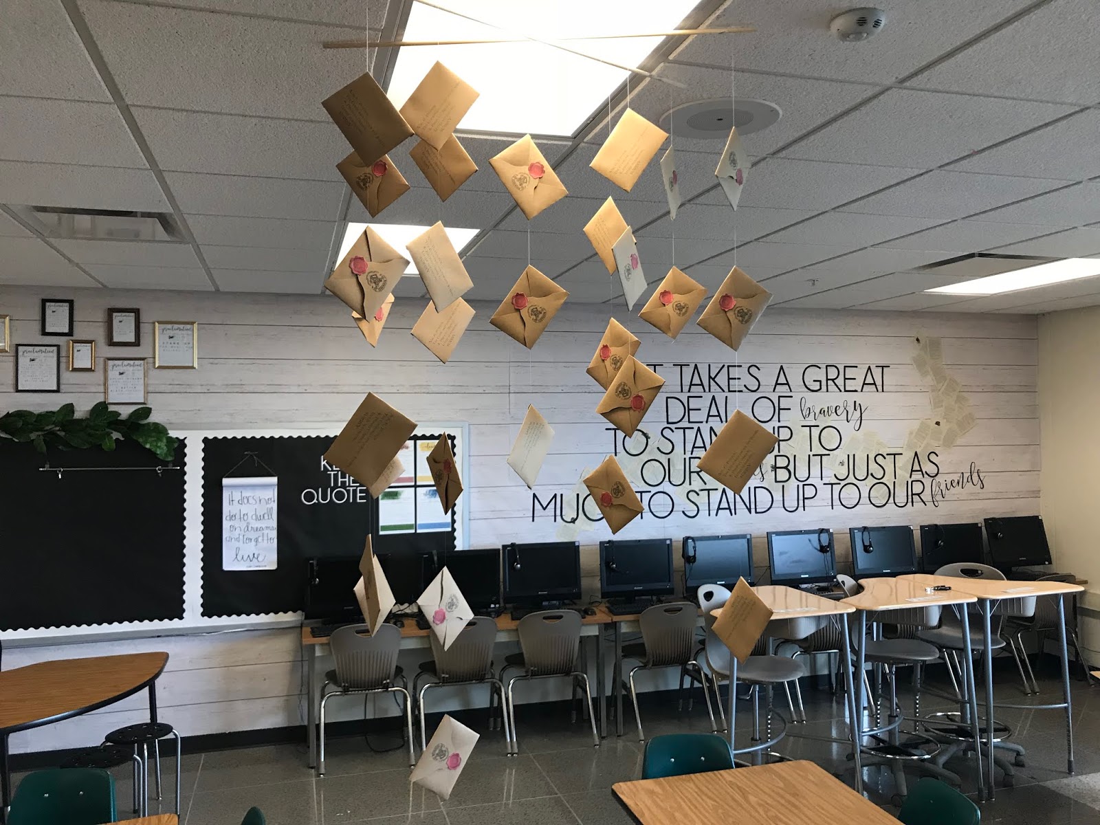 Hogwarts Floating Letter Display | Mrs. S Classroom Craziness