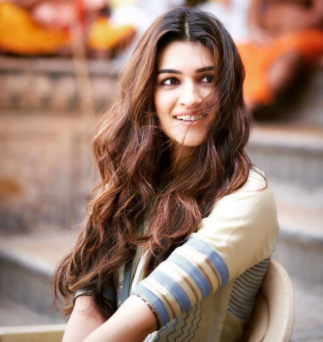 Kriti Sanon Beautiful Photos : cute & most beautiful photos of Kriti Sanon