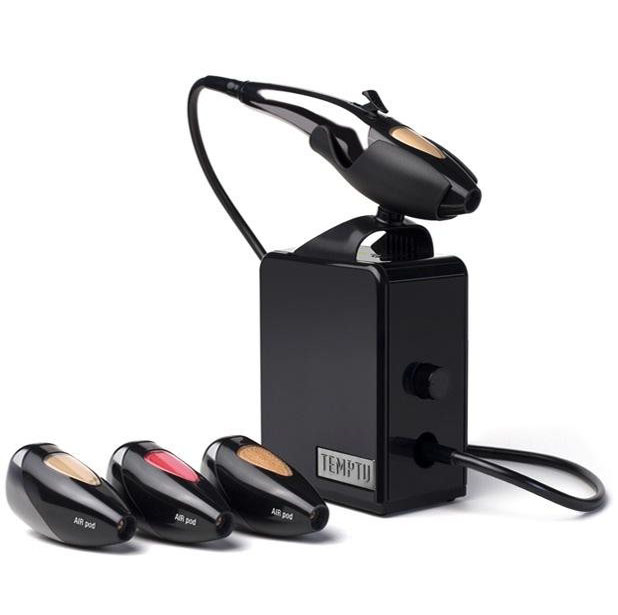 Fashion at ENDALYON: AirBrush Foundation