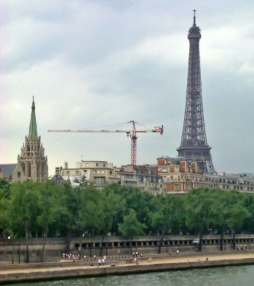 Living the life in Saint-Aignan: Paris in the year 2000...