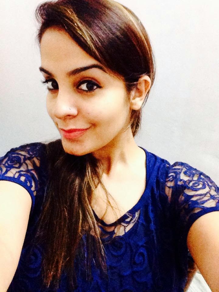 Simar Kaur : Simar Kaur ( Awaz Punjab Di Finalist ) ( Channel V ...