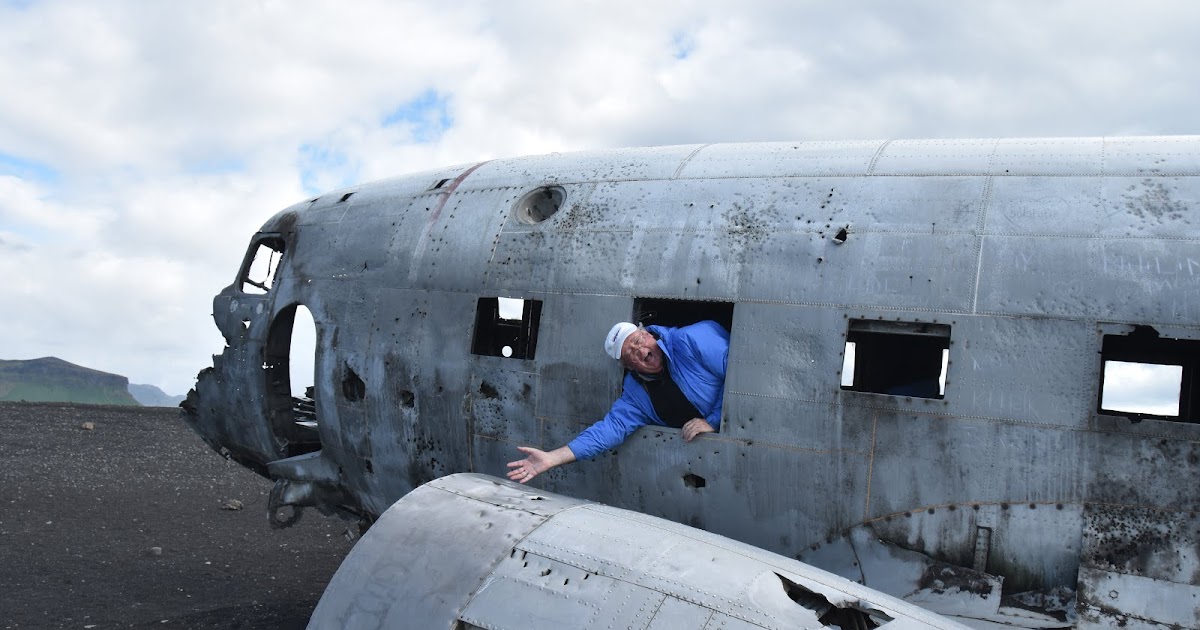 RivaHaven Yacht Club: DC-3 crash landing