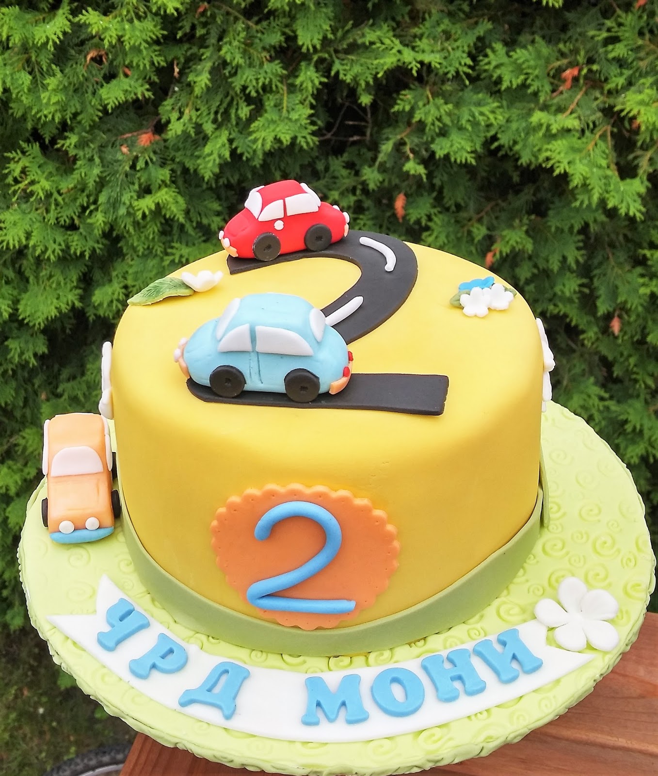 CakeSophia: Cute cars cake