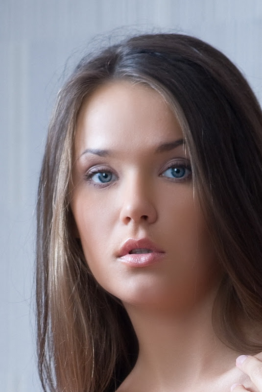 Best Celeberties Wallpapers: Beautiful Faces HQ Wallpapers