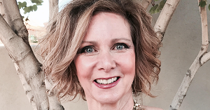 BoomerBusinessCoach: Tiny Changes Lead To Big Results - Meet Lisa King!