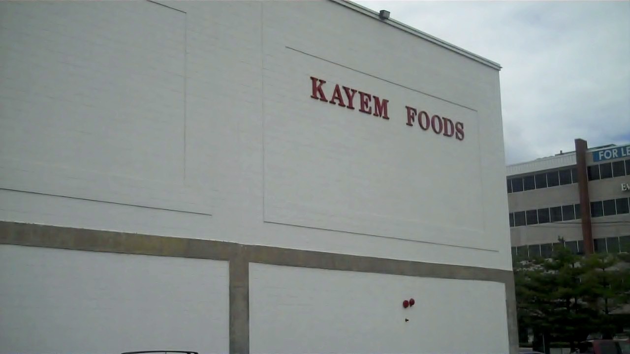The Hot Dog Truck: A Hot Dog a Day Number One: A Visit to the Kayem Plant