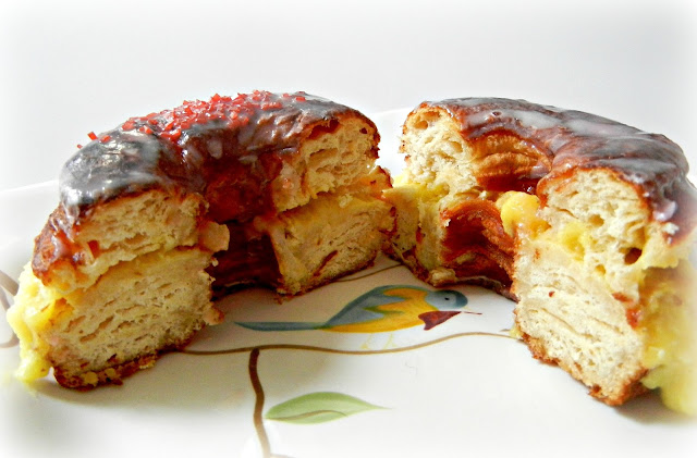 Sugar Swings! Serve Some: Simple Make at Home Cronuts