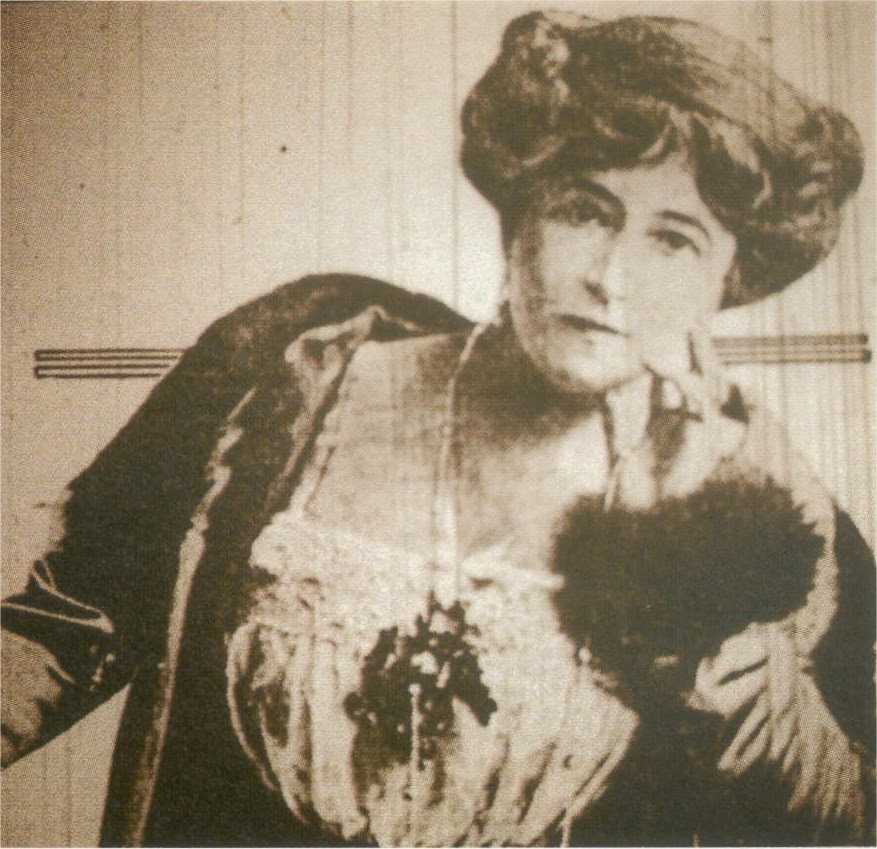 Lady Lucy Duff Gordon | women's fashion trend