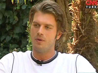 ORA E SHQYPNISË: Kivanç Tatlitug- një tjetër aktor i shquar me origjinë ...