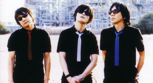 DnR: the pillows Profile