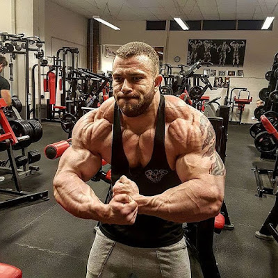 Worldwide Bodybuilders: Rising British beast boy Dean White