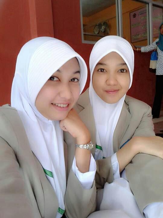 Video Bokep MesumJilbabCantik Nakal