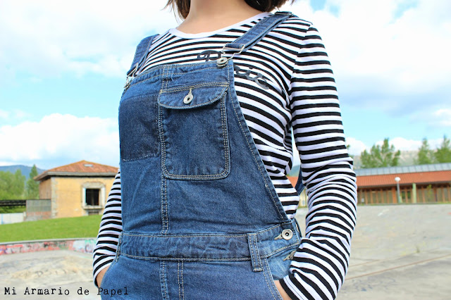 Outfit: Tres Ideas para Combinar un Peto Denim - Propuesta 1 - Mi ...