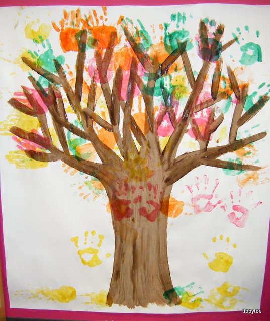 Tippytoe Crafts: Fall Tree