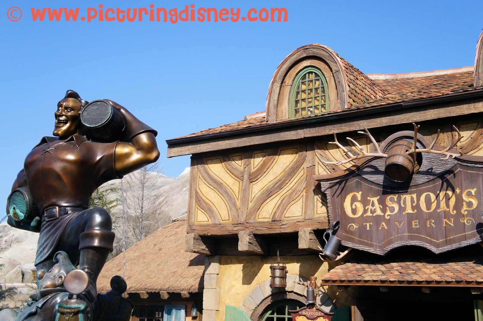 Picturing Disney: Gaston's Tavern Review