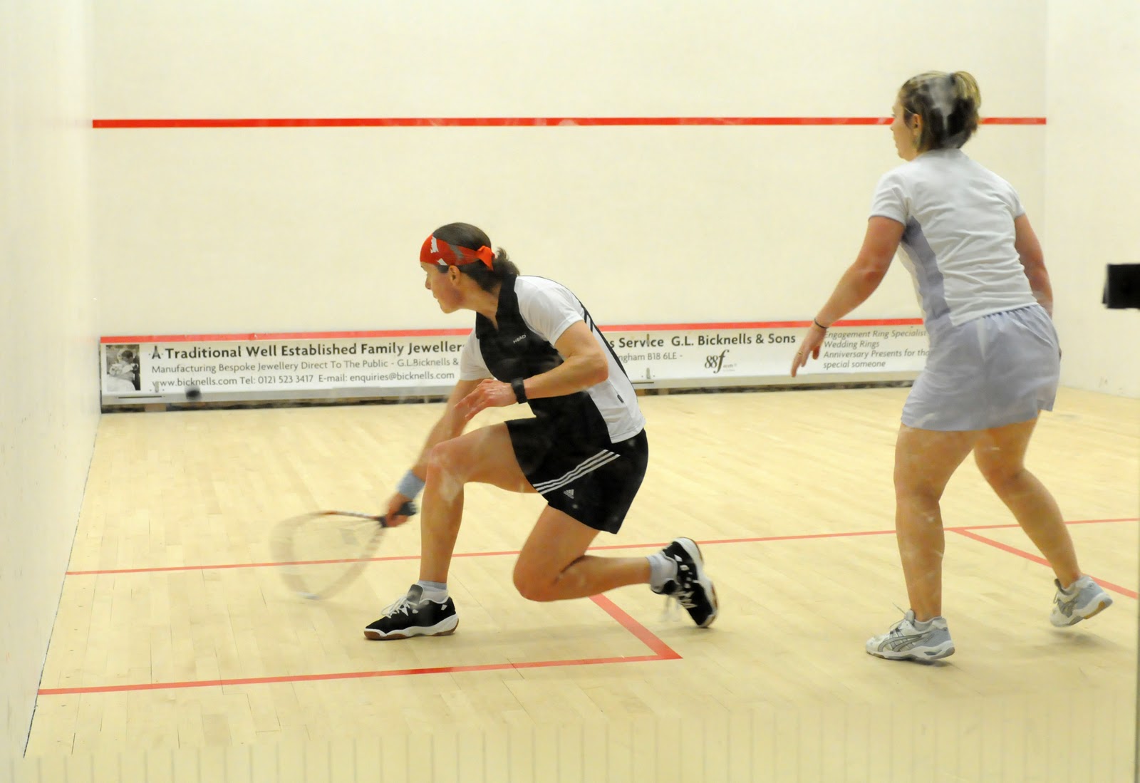 New Doodle Sports: Squash Courts