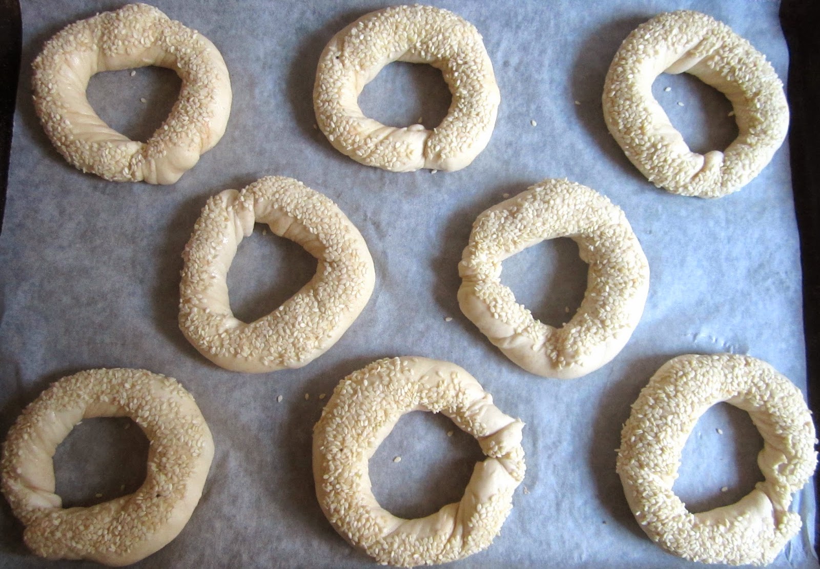 Brot & Bread: SIMIT - TURKISH SESAME BREAD