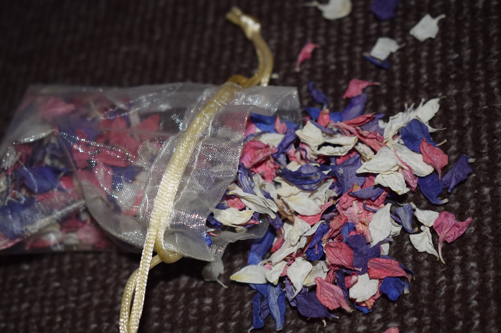 The Real Flower Petal Confetti Company Review | Mummy Memories