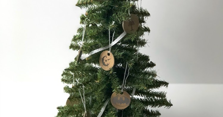 5 Little Monsters: Geeky Mini Christmas Tree