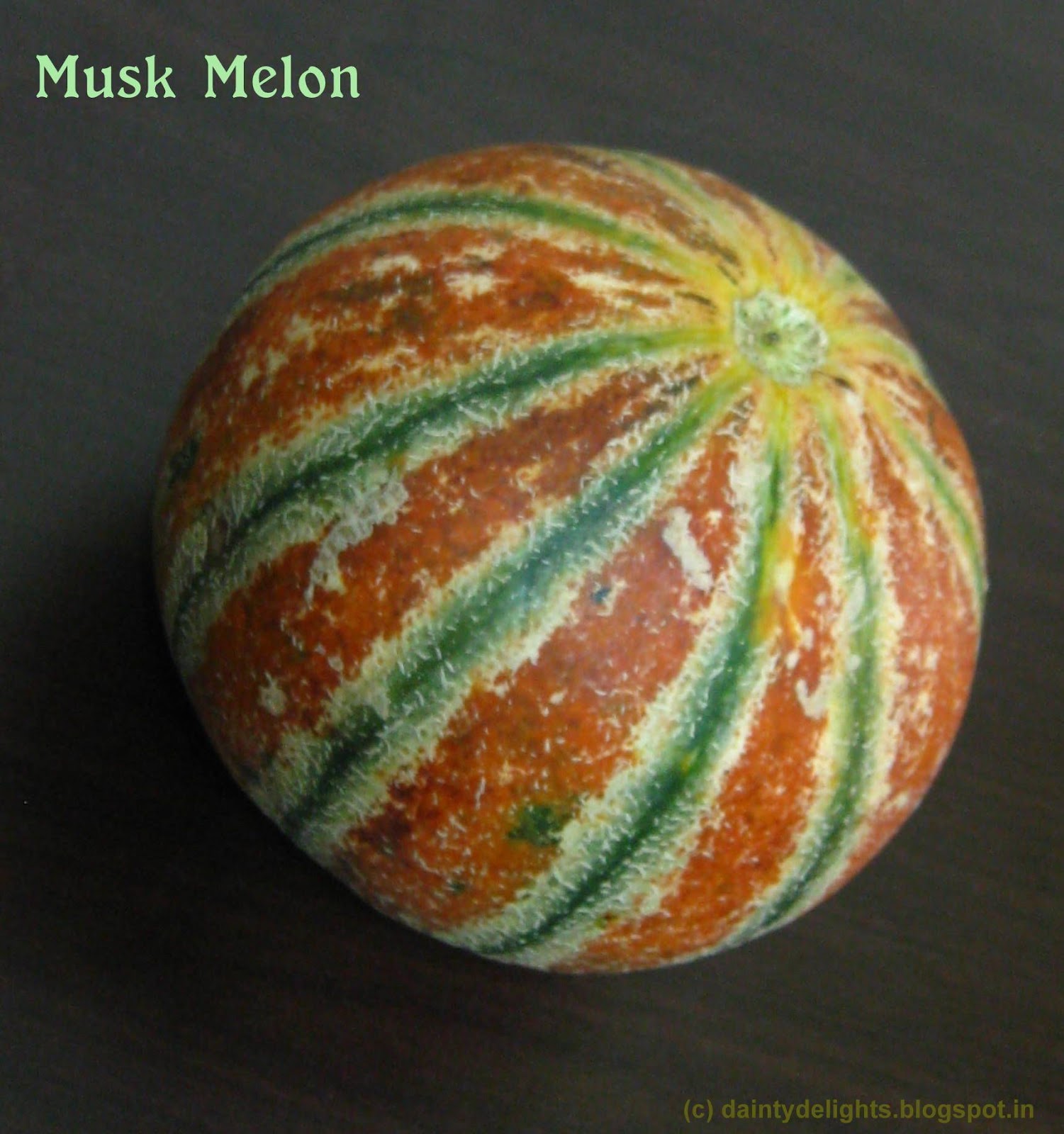 Dainty Delights: Musk Melon Juice