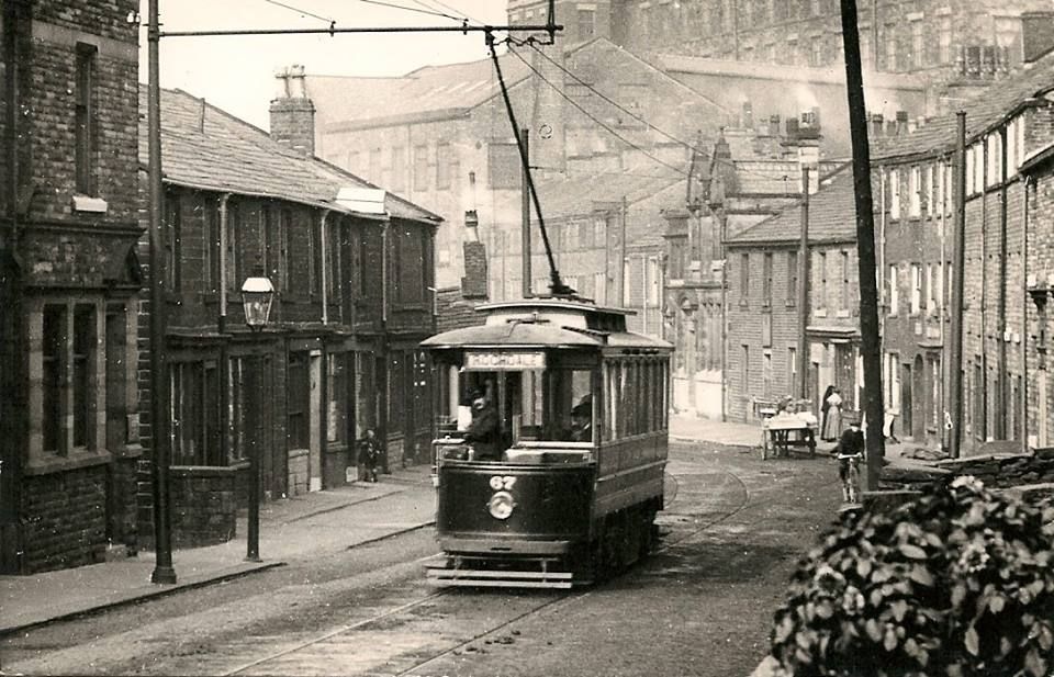 CLOGS AND CLIPPERS: Milnrow