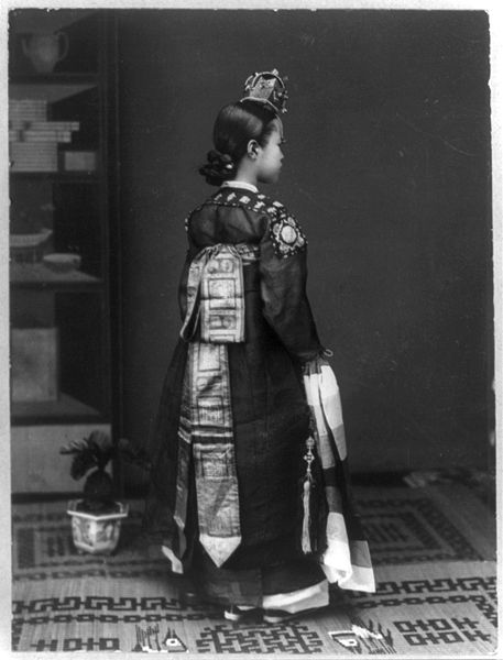 mochi thinking: Kisaeng 妓生 one another comfort women