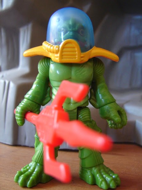 Toyriffic: Imaginext Blind Bagged Series 3 WITH CODES!