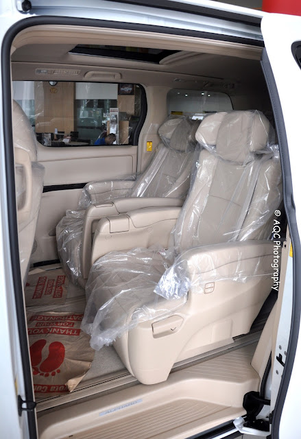 So, What's Inside a Toyota Alphard? [Photos] ~ Cheftonio's Blog