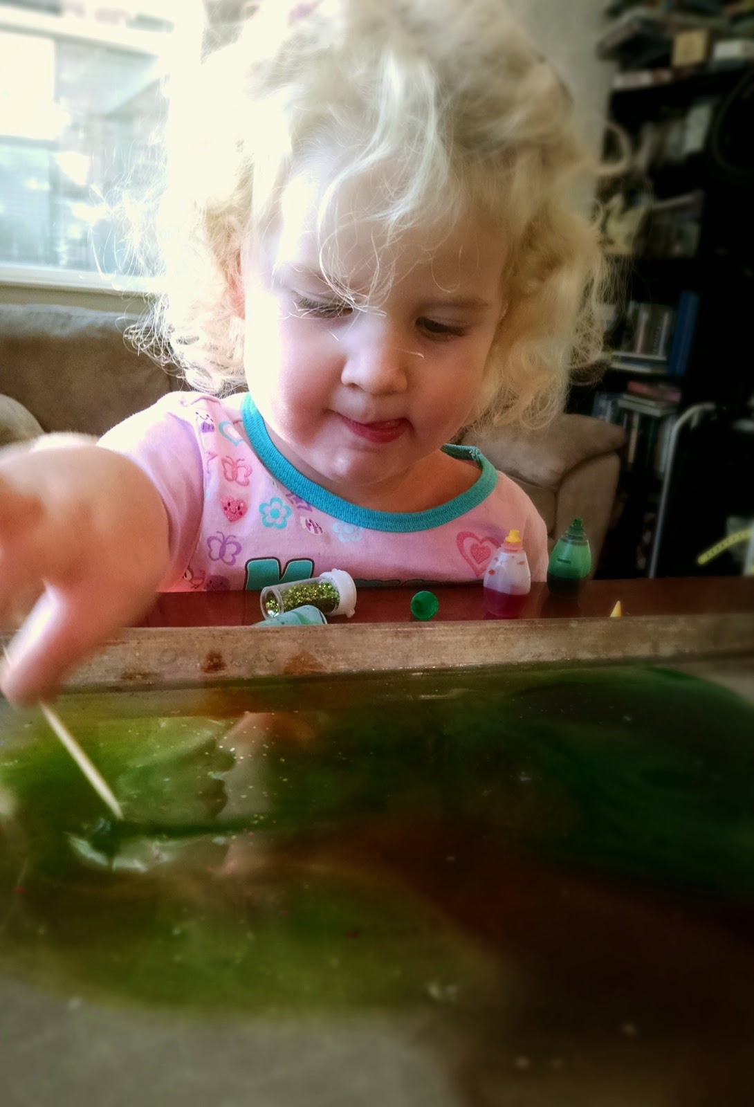 DIY Window Gel Clings | Christmas/Winter - The Science Kiddo