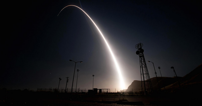 desarrollo defensa y tecnologia belica: Prueba de EE.UU. Lanzamiento ...